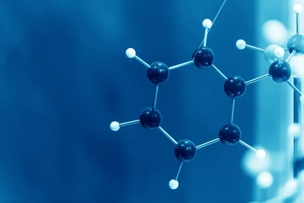 Amgen's MariTide Faces Challenges in Weight Loss Market - AMGN Stock