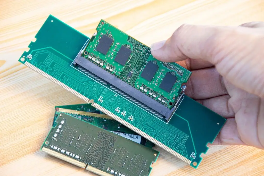 Micron Stock Falls Amid DRAM Price Concerns - MU Stock