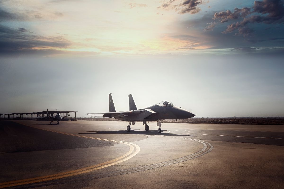 Lockheed Martin Stock Gains Amid Dividend Boost and Analyst Insights ...