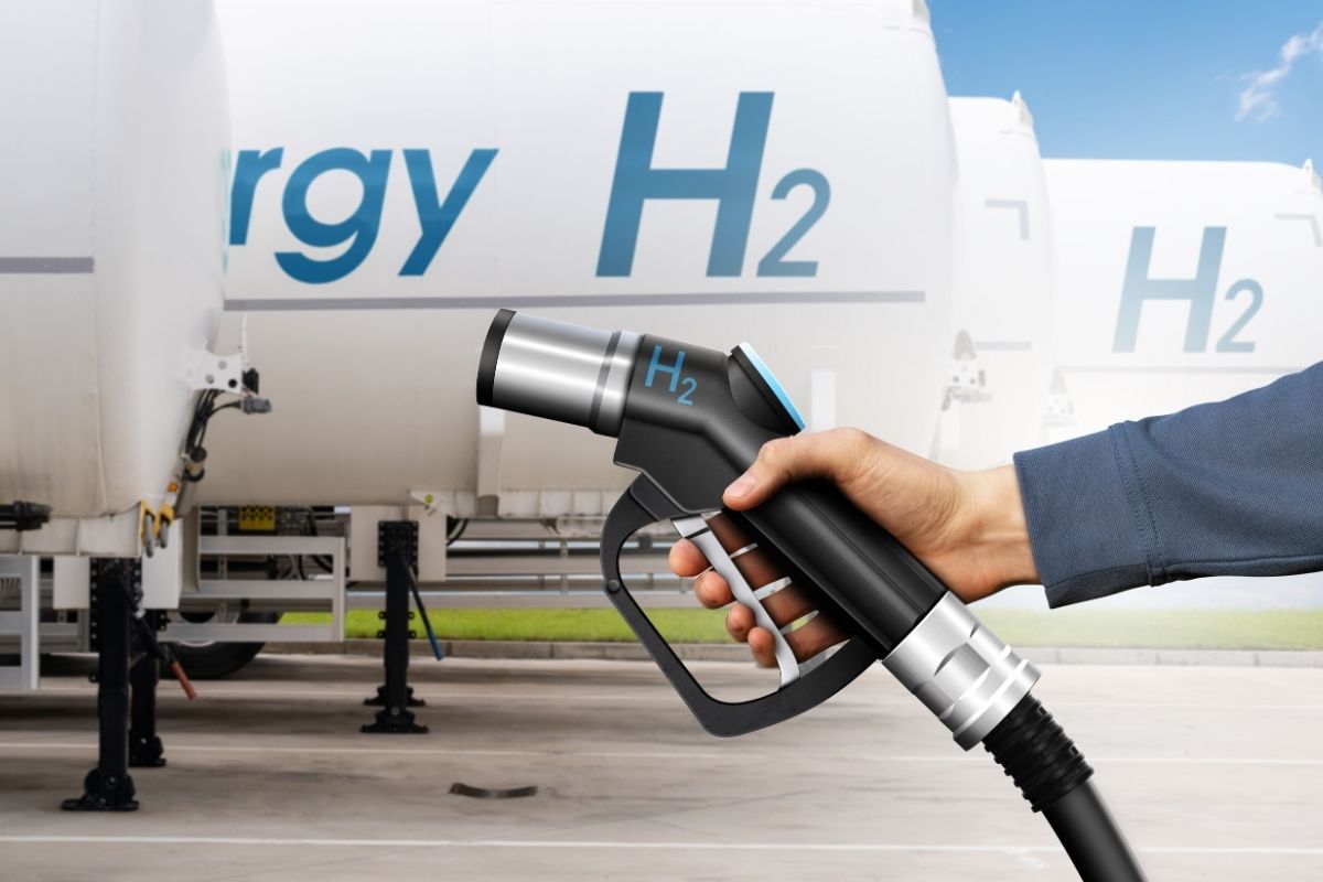 Institutional and Insider Moves Highlight ConocoPhillips Growth - COP Stock