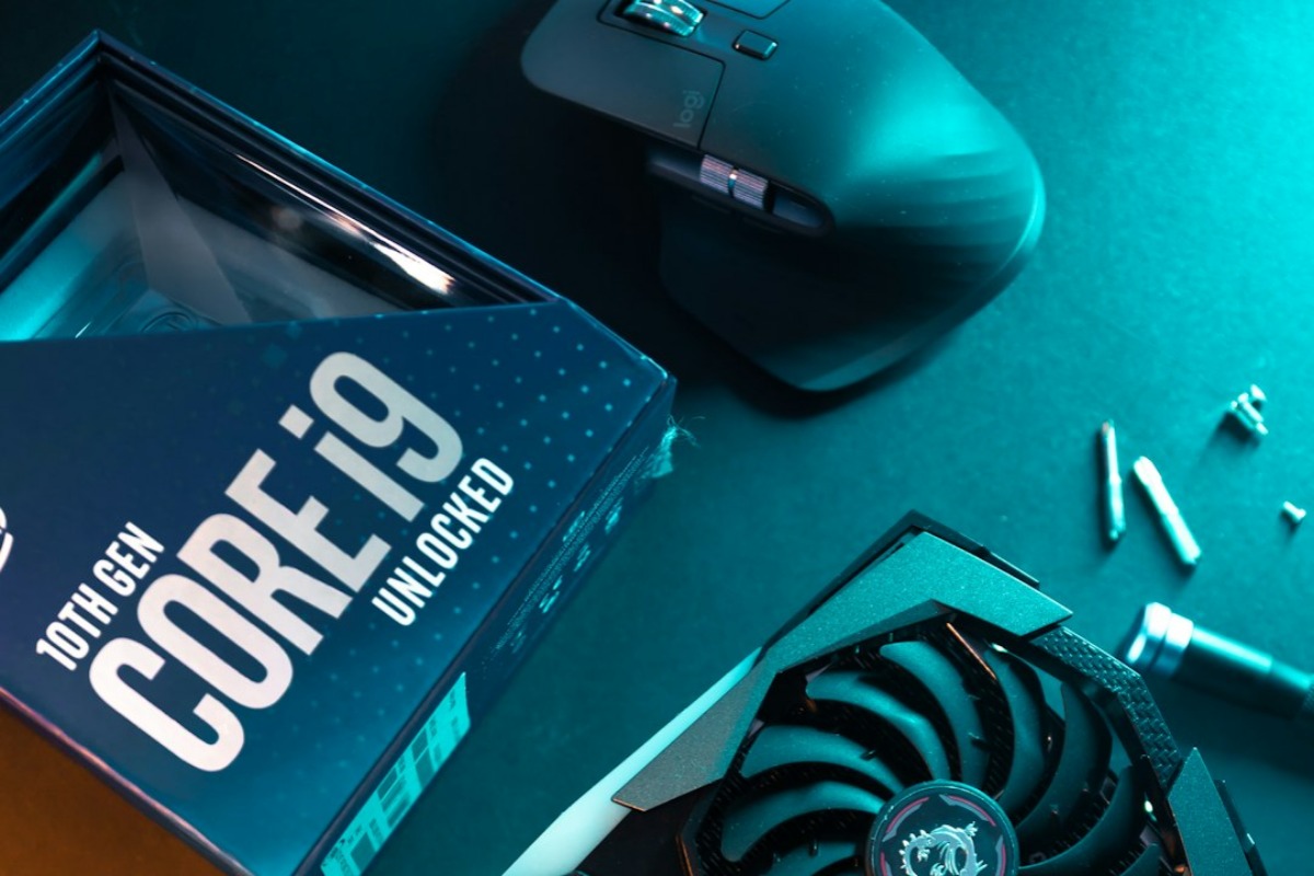 Intel Stock Drops Amid DeepSeek Disruption - INTC Stock