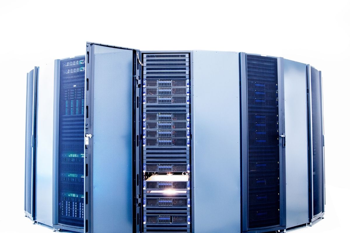 IBM Stock Sees Institutional Shifts Amid Market Gains - IBM Stock