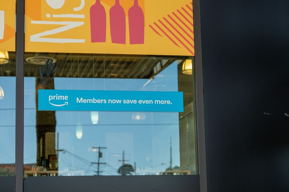 Hedge Funds Go Prime with Amazon Love - AMZN Stock