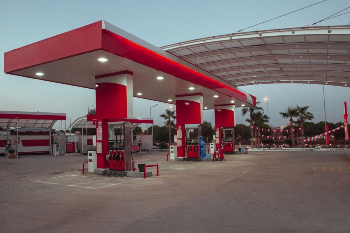 Tang Capital Pumps Up the Oil with Exxon Boost - XOM Stock