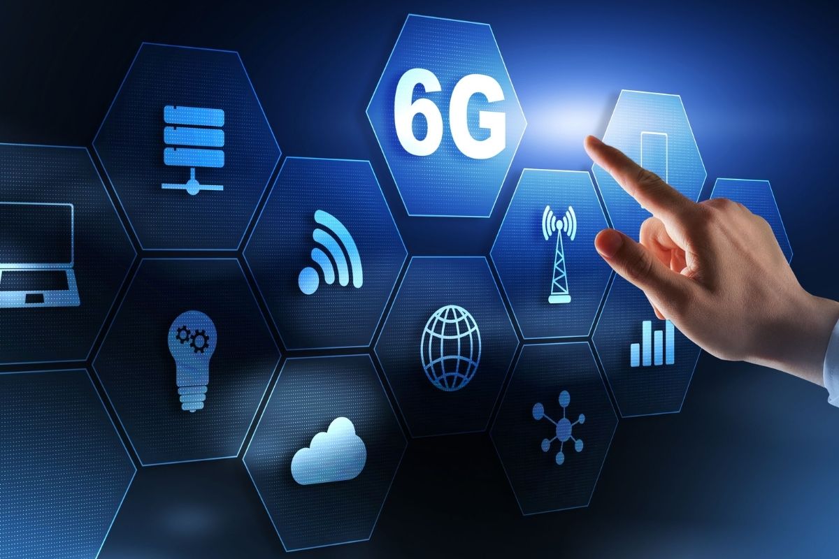 Verizon Shake-Up: B. Riley’s Trimmed Wireless Bet - VZ Stock