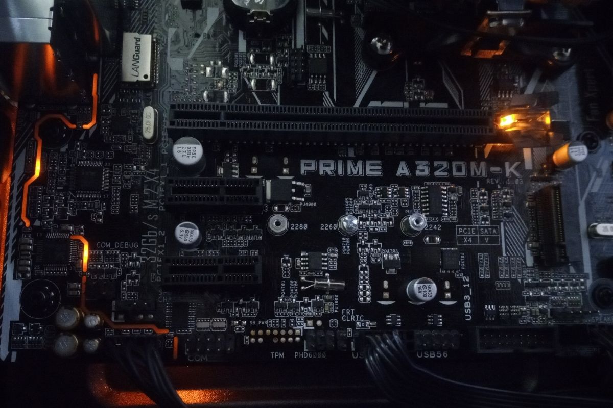 Analog Devices Powers 21 Years Of Dividend Growth - ADI Stock