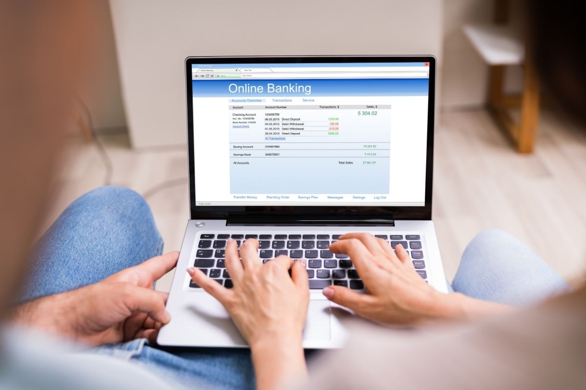 JPM COO’s $1.6M Goodbye to 6,000 Shares - JPM Stock