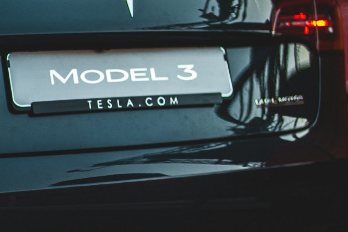 Musk-Trump Spat Sends Tesla's Wheels Spinning - TSLA Stock