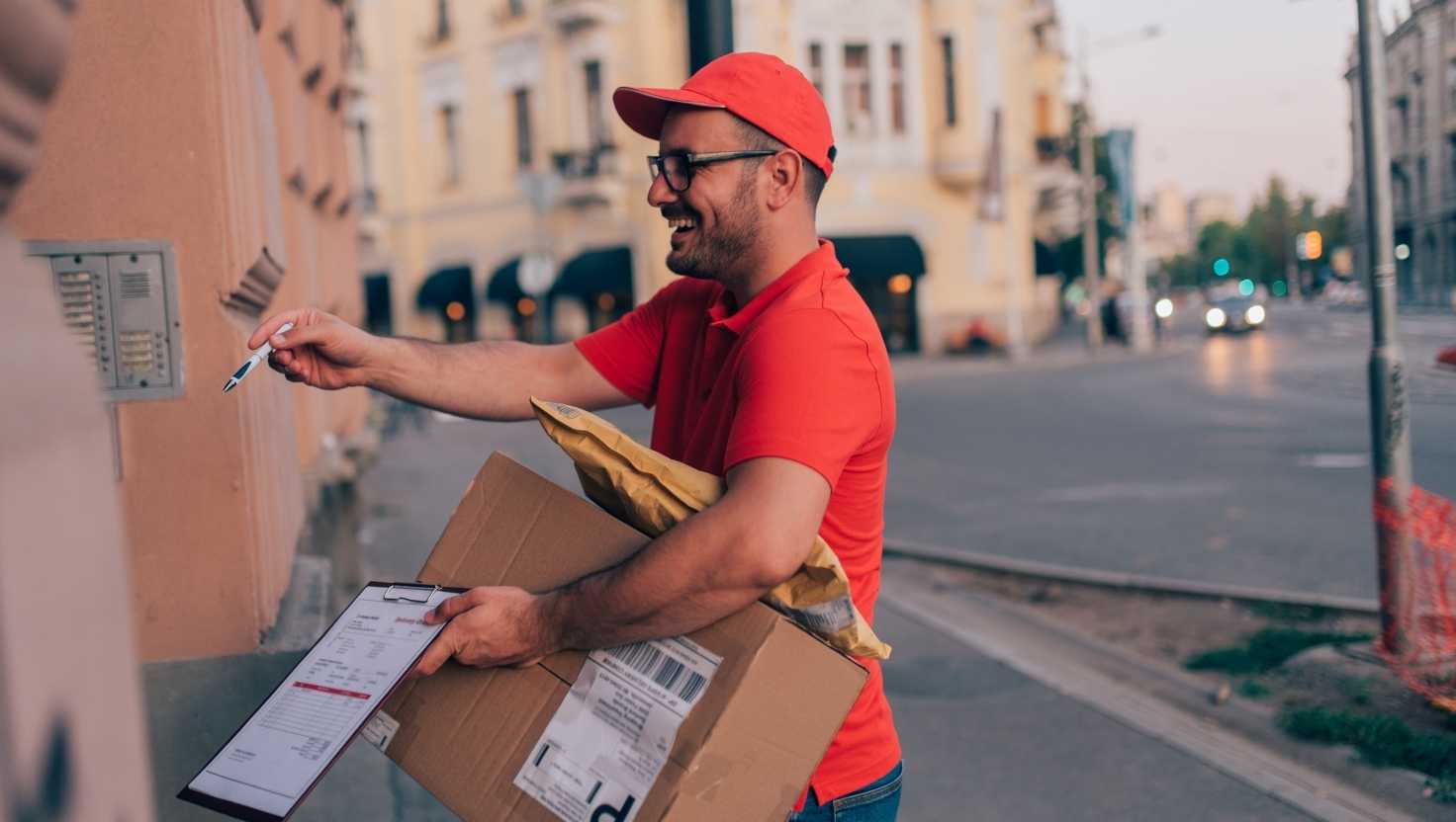 Delhi Joins Bangalore as Amazon’s Second 10-Minute Delivery Hub - AMZN ...